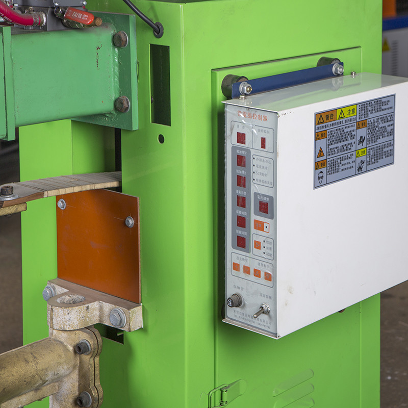 Easy to Operate Pneumatic Spot Welder with 15% Rated Duty Cycle